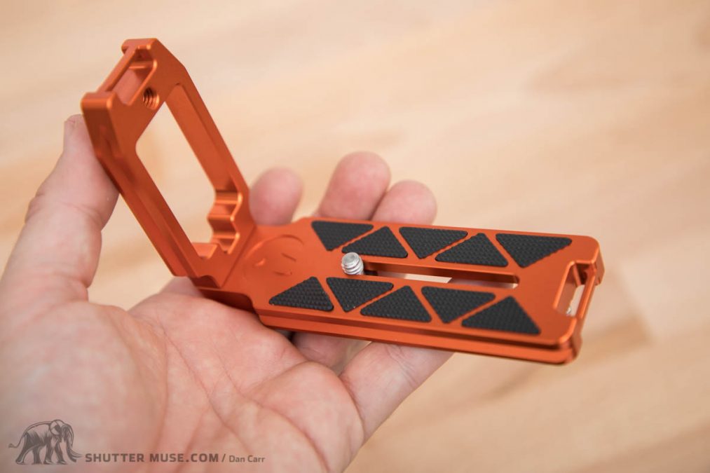 REVIEW: 3 Legged Thing QR11-LC Universal L Bracket