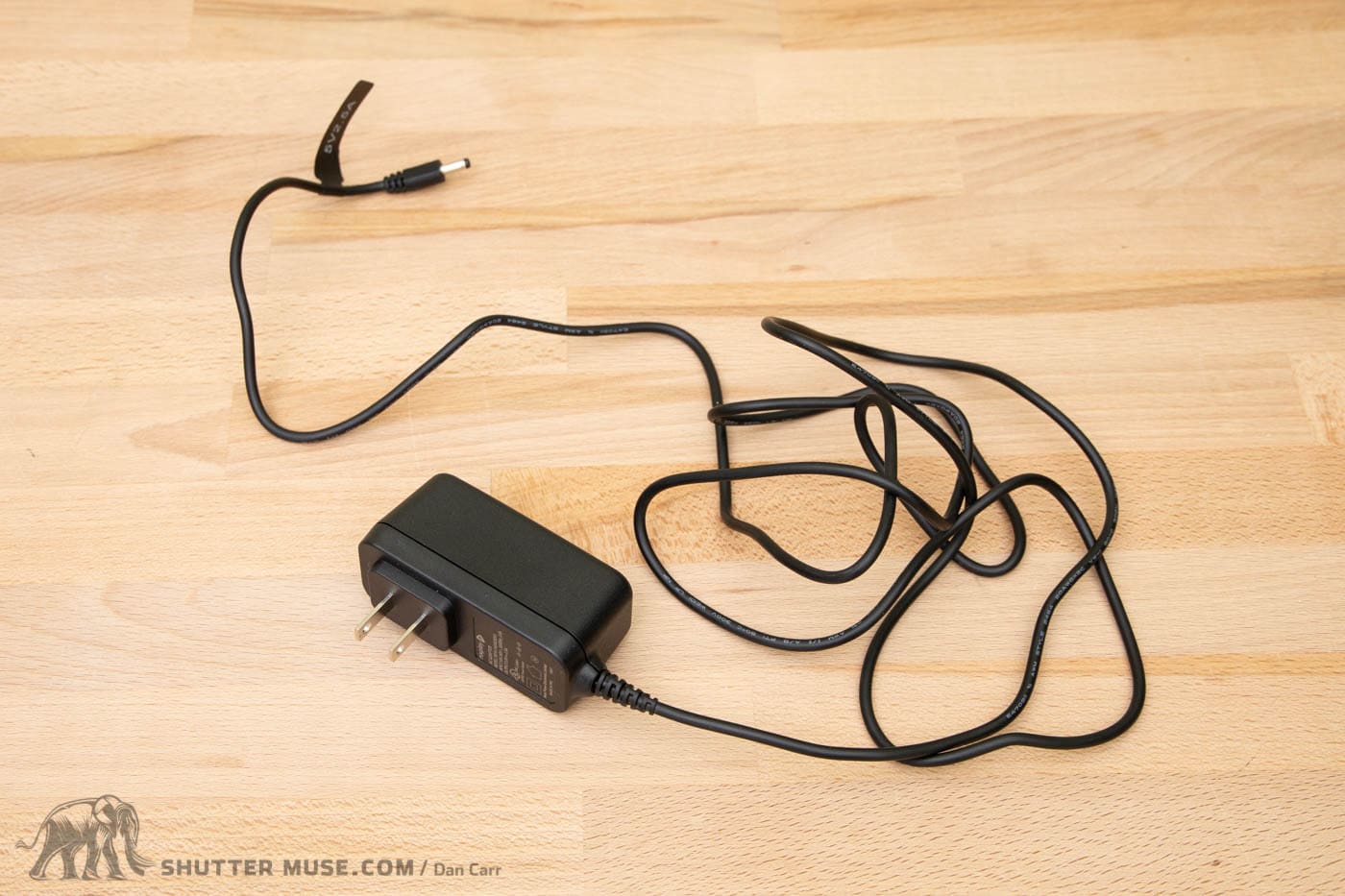 Nixplay Smart Photo Frame Review - Updated and Improved