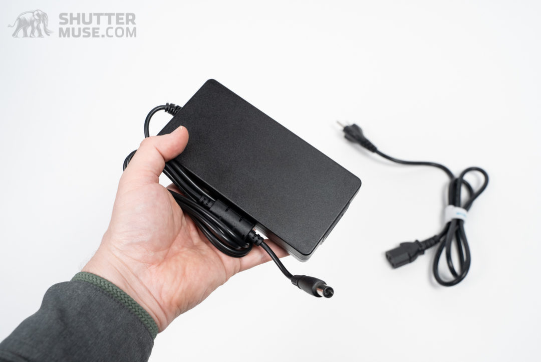 CalDigit Element Hub Review - Thunderbolt 4 and USB 4