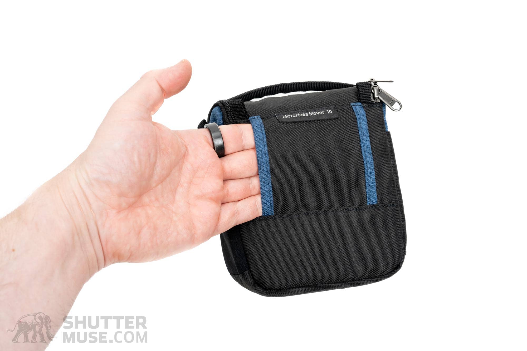 Think Tank Mirrorless Mover V2 Shoulder Bags TESTED