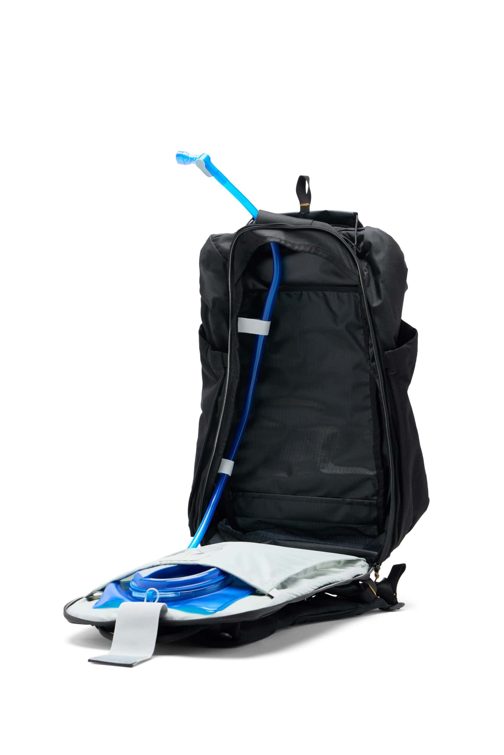 Peak Design Launches New Outdoor Line of Camera Bags